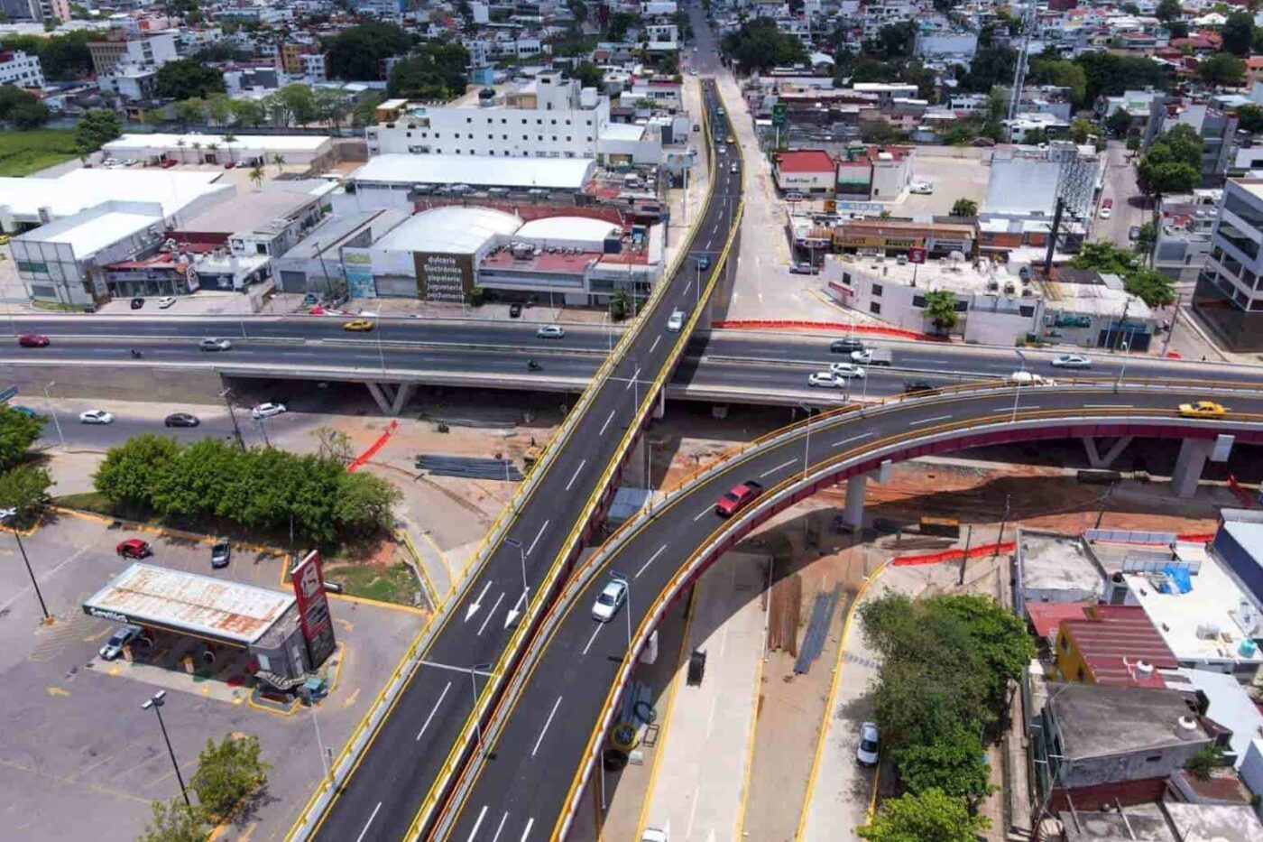 Los cambios del distribuidor vial de Avenida Universidad - Somos Más